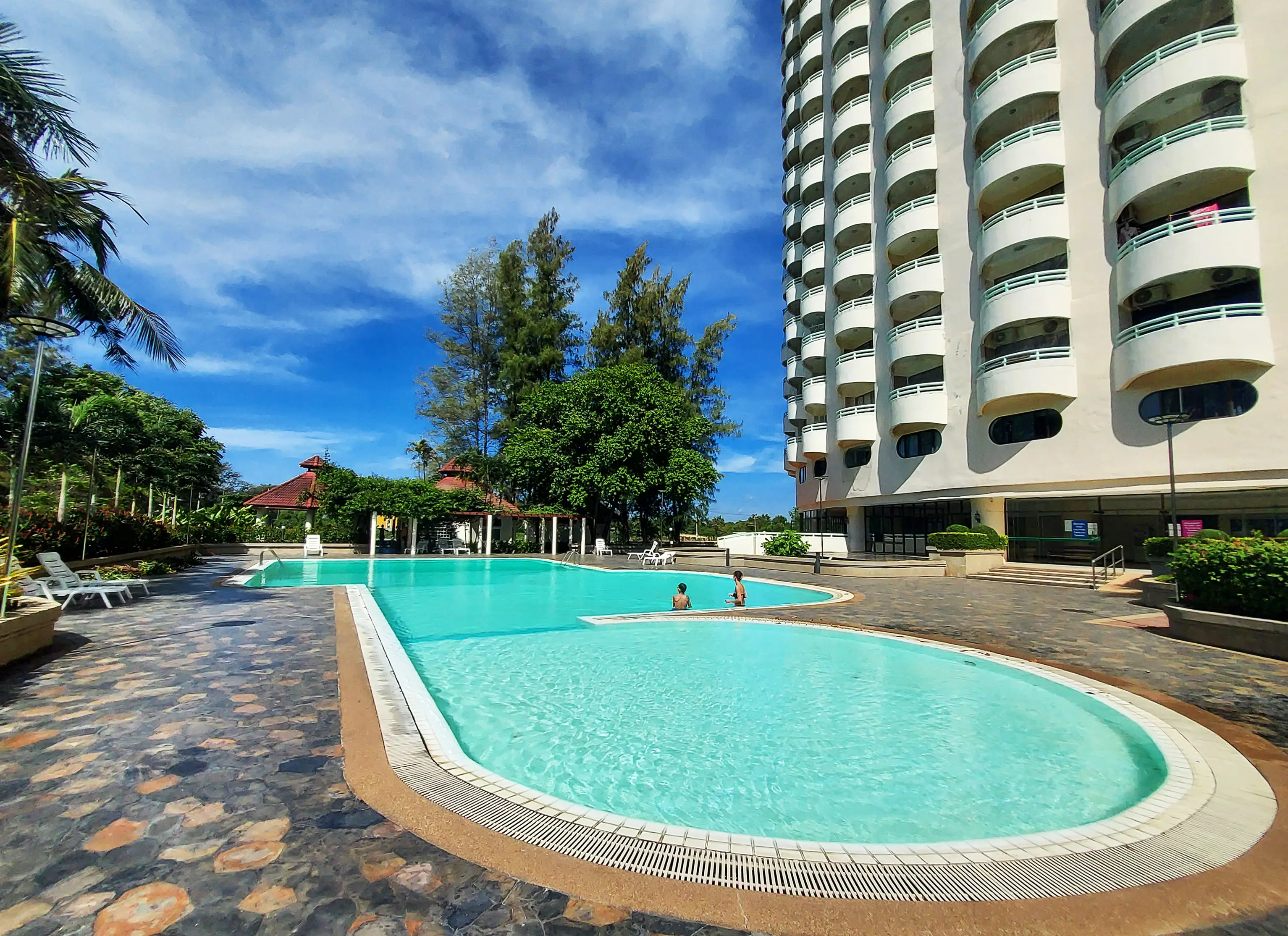 Beachfront condominium in VIP Condochain, Mae Ramphueng, Rayong